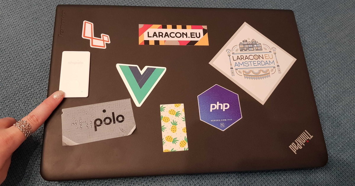 Chipolo CARD reminds me to take my laptop with me! - Chipolo